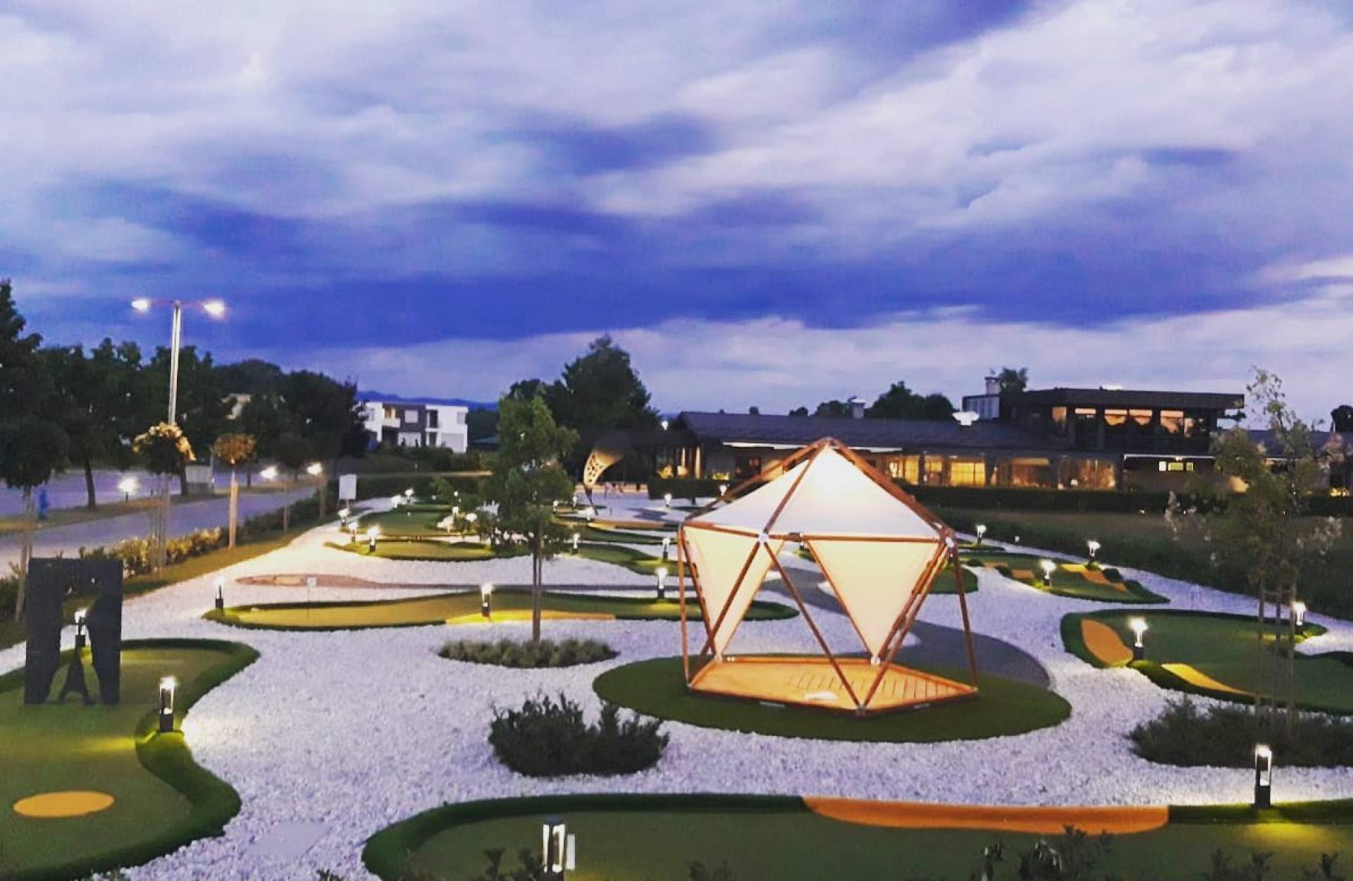 Mini Golf – Riverside Golf Zagreb